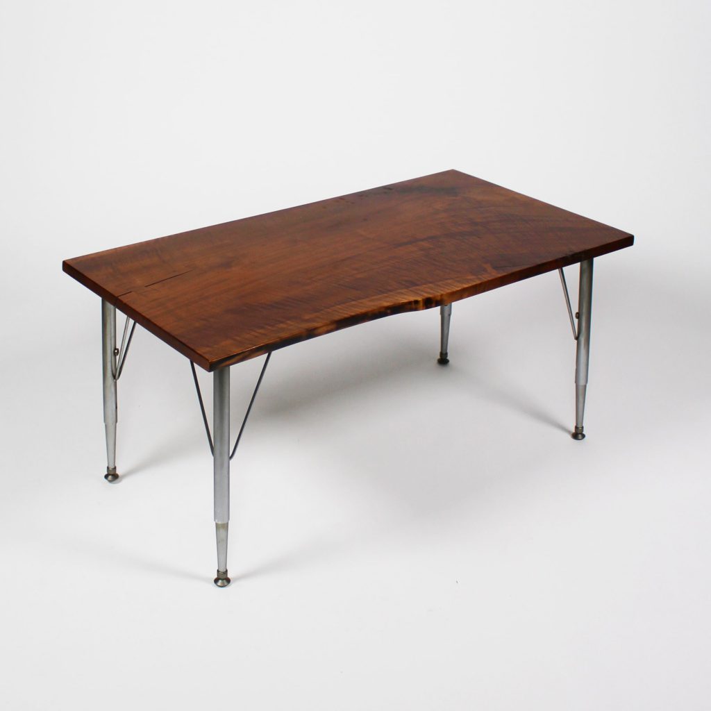 Rouge Metal Side Table – Collective Rentals Design House